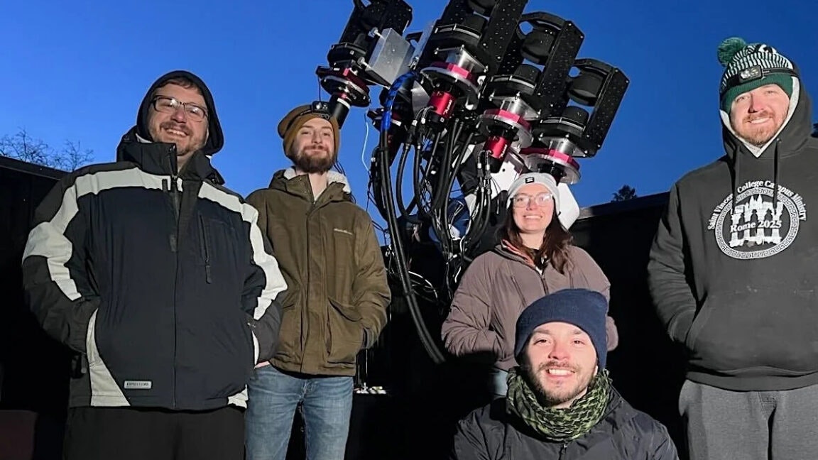 Former Google CEO plans to singlehandedly fund a Hubble telescope ...